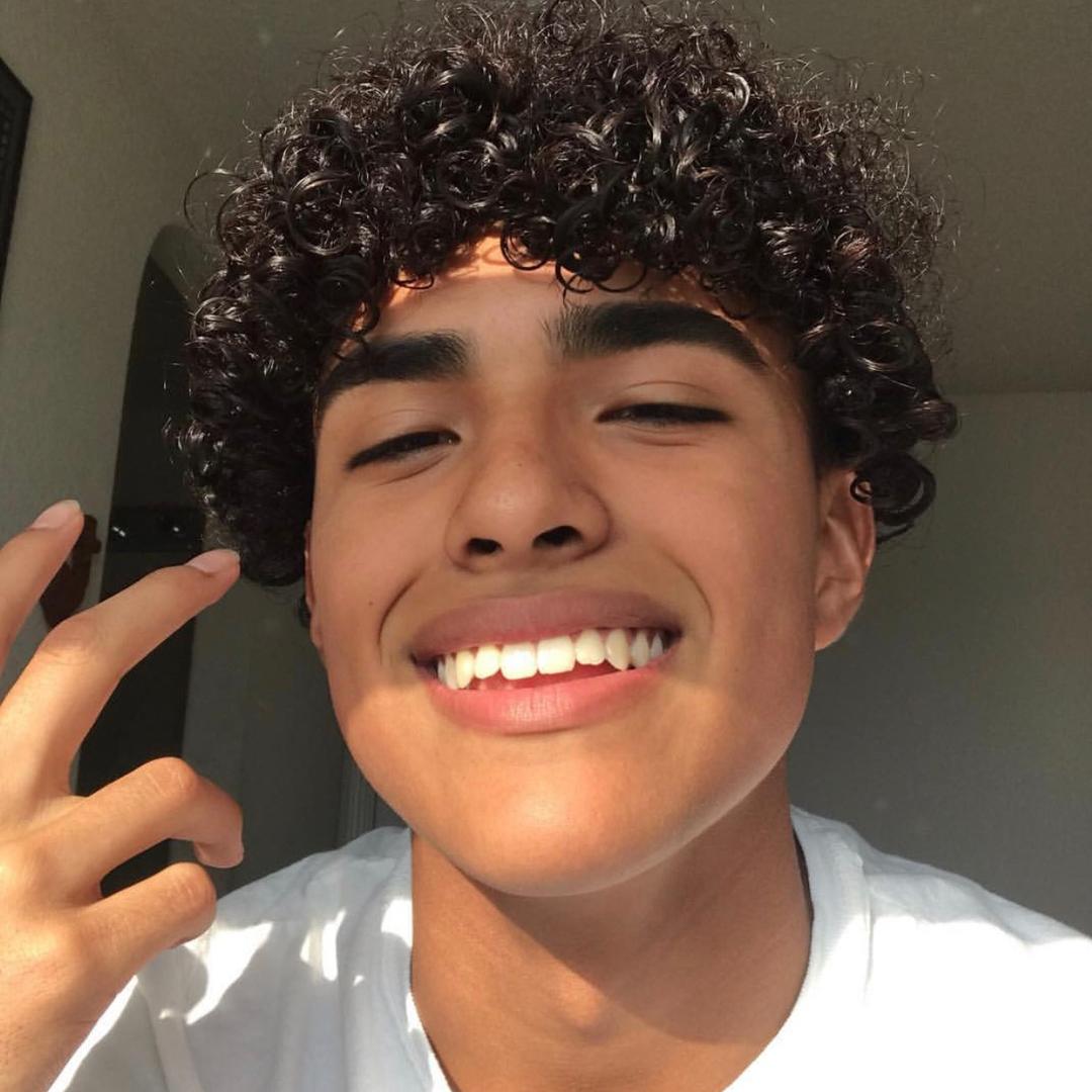 james zamarripa- @urfavkidjames TikTok 分析|プロフィール、動画、ハッシュタグ | Exolyt