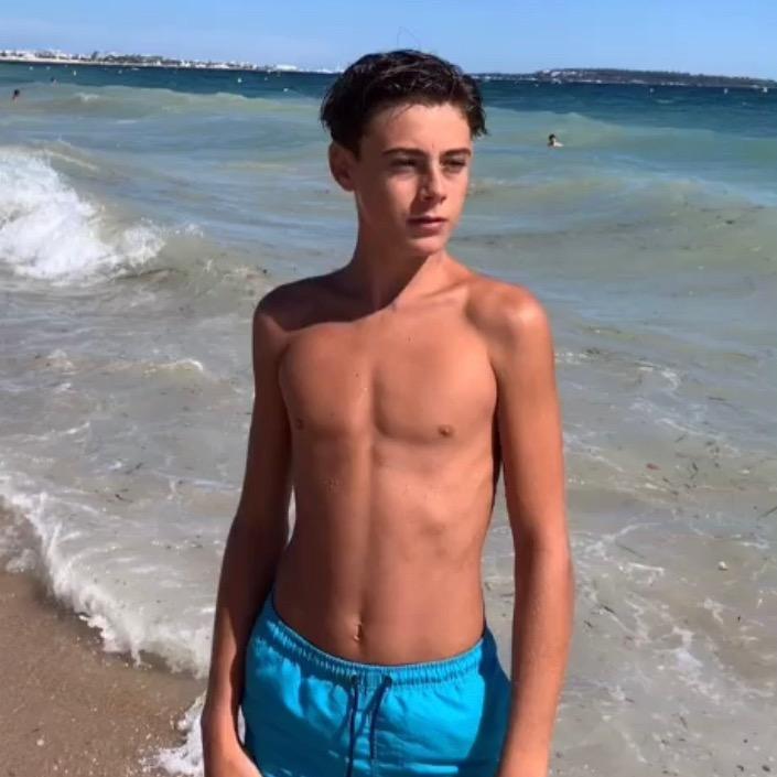 user10074342025 - @edouard.wormser TikTok Analytics | Profile, videos ...