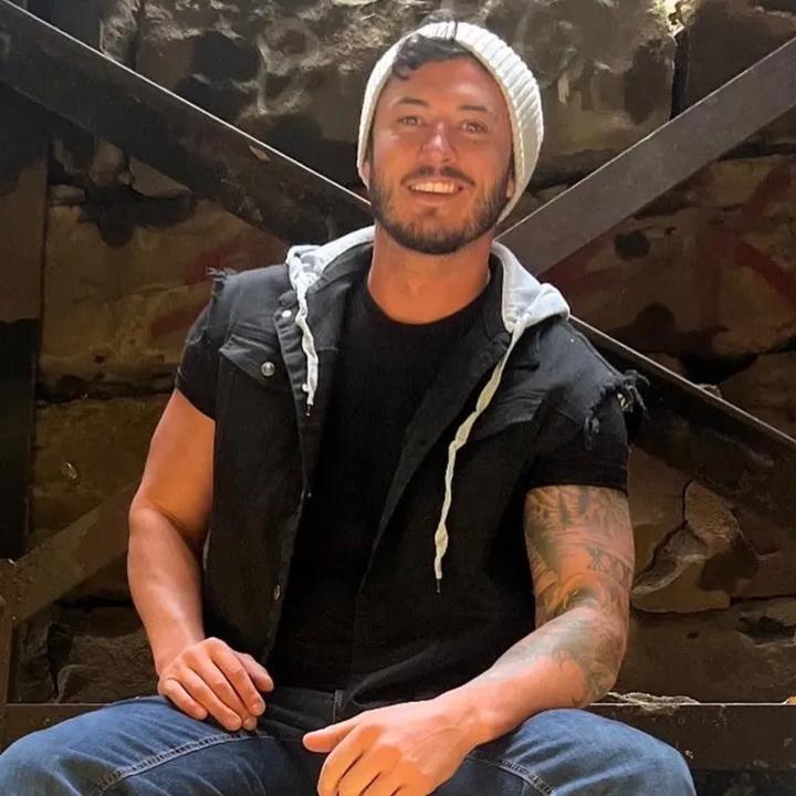 Clint Wright 🇺🇸 (@eastwood01___) Realtime TikTok Live Follower Counter ...